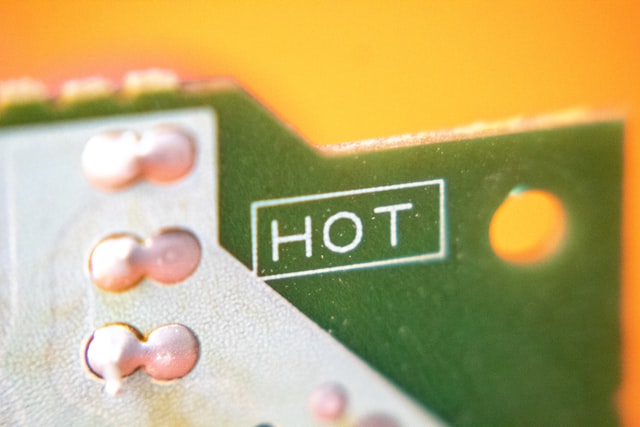 Conformal Coating vs Encapsulation: What's the Difference?